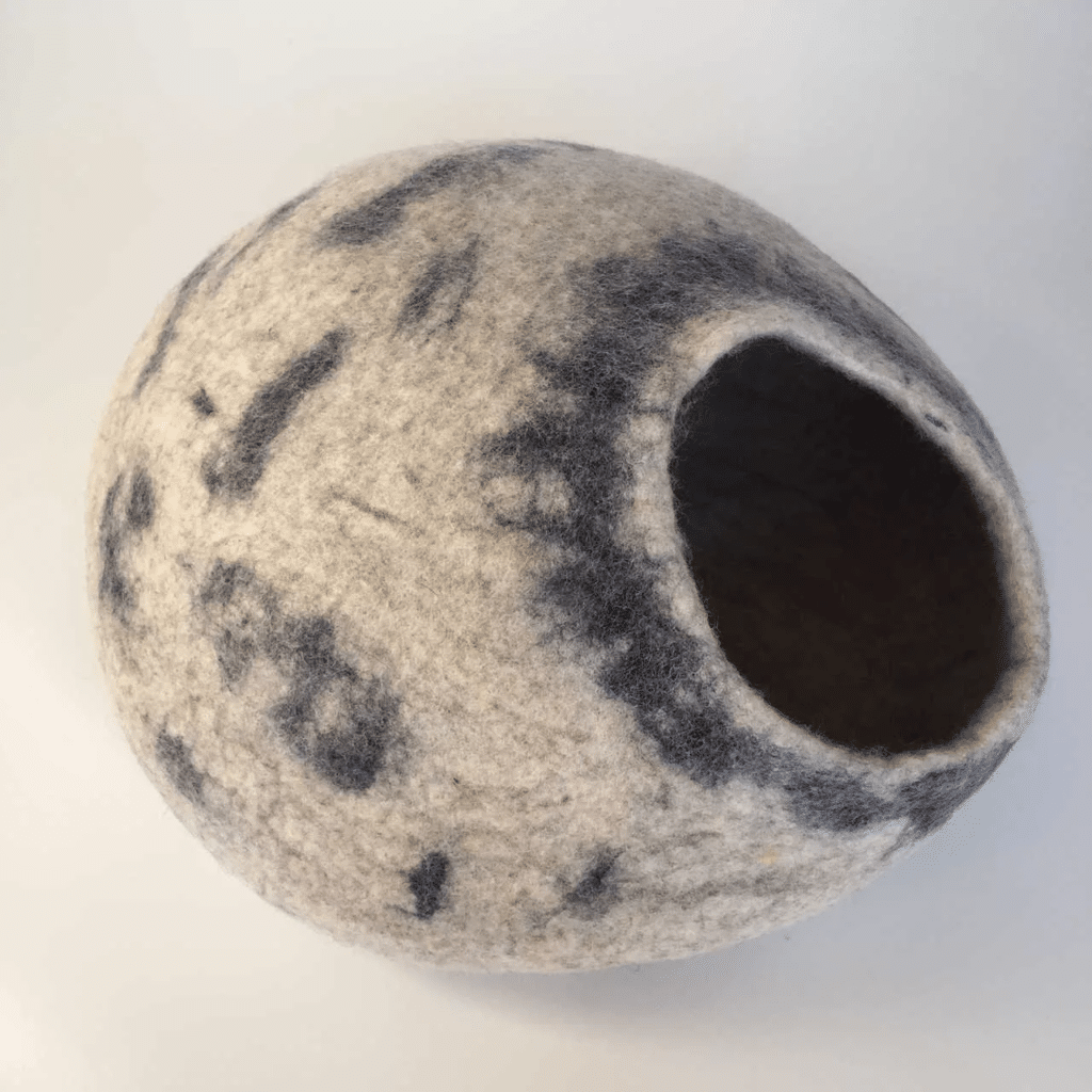 Niche cave fabriquée à la main